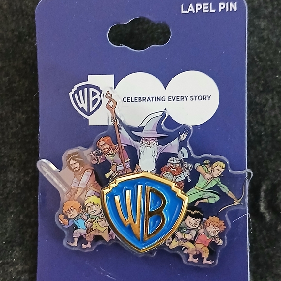 Bioworld | Jewelry | New Warner Bros Lord Of The Rings Portrait Lapel ...